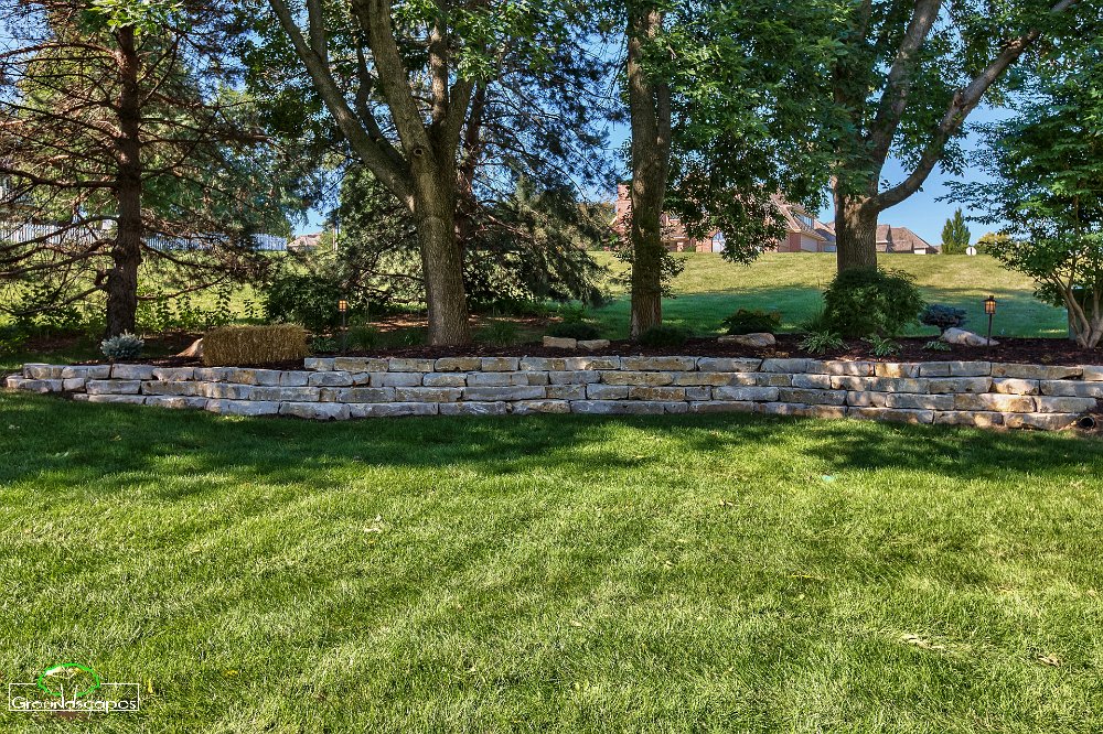 Seating Walls Photo Gallery | Groundscapes, Inc.