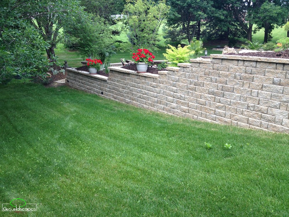 Seating Walls Photo Gallery | Groundscapes, Inc.
