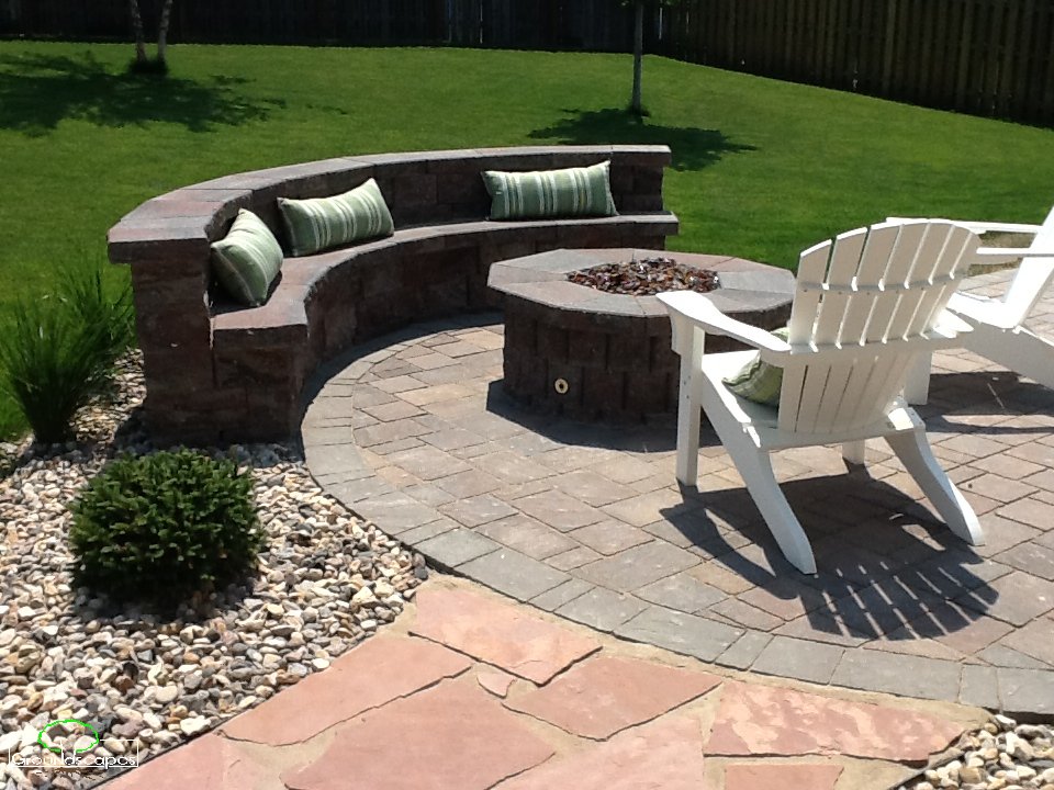 Seating Walls Photo Gallery | Groundscapes, Inc.